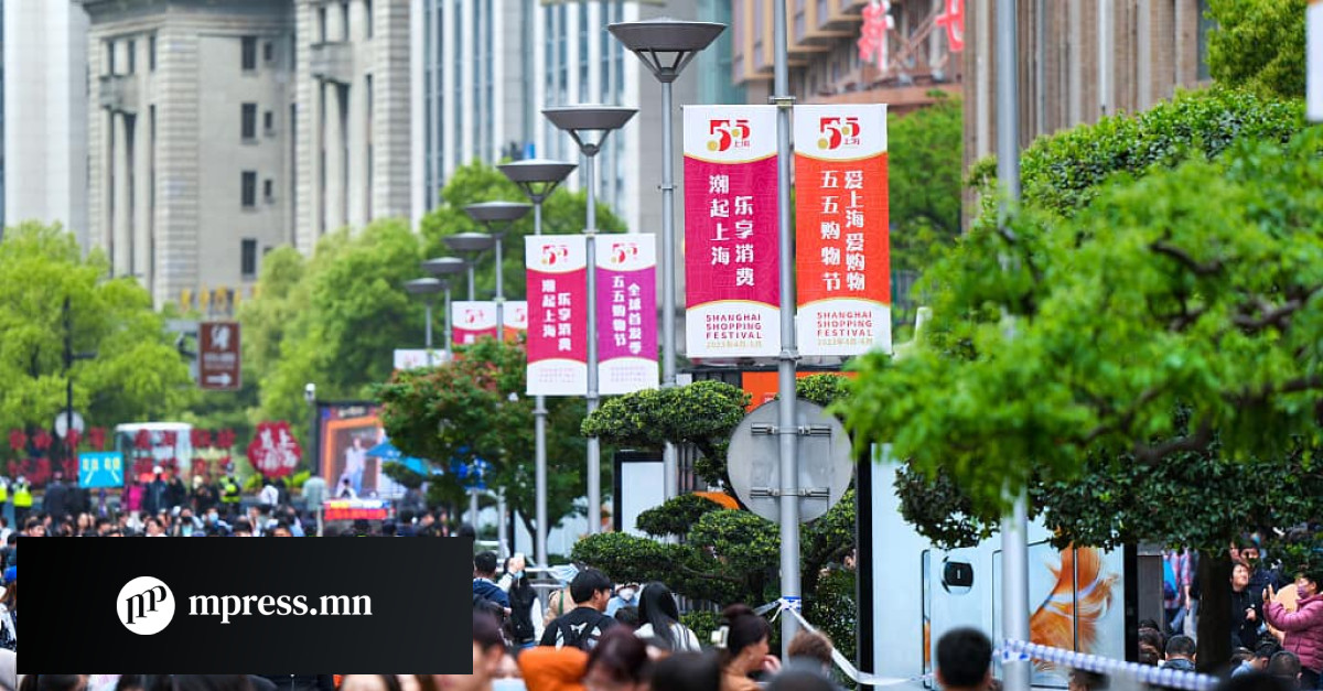 Хятадад нэг өдөрт төмөр замаар 19 6 сая хүн зорчиж дээд амжилт тогтоожээ