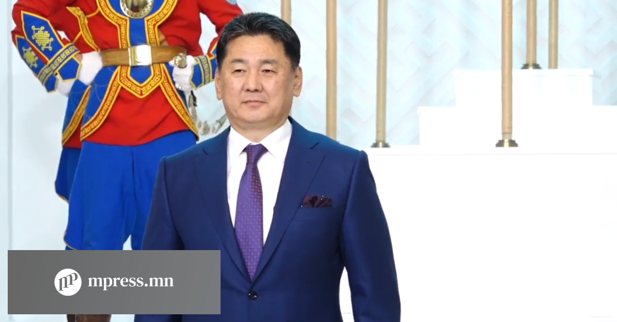 ШУУД Монгол Улсын Ерөнхийлөгч У Хүрэлсүх төрийн дээд цол одон медаль